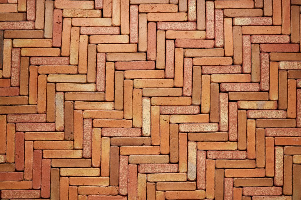 Medio Ladrillo Rústico 25x6 - Handmade rustic terracotta brick - todobarro