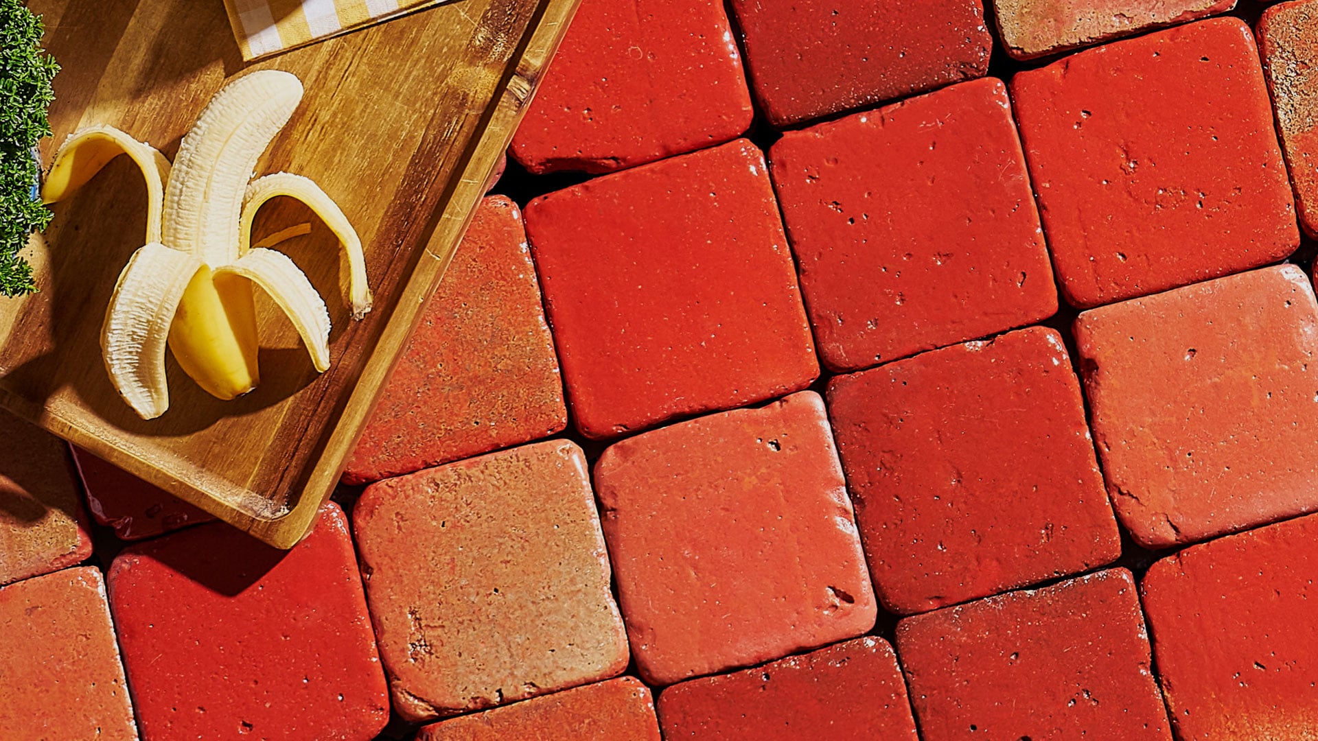 Red tiles - Alhambra - Handmade floors - Glazed terracotta - todobarro