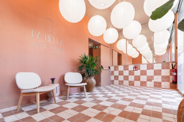 Andalusian Art decoration in Granada: La Bella Hotel - todobarro