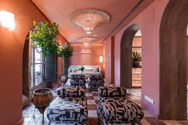 Andalusian Art decoration in Granada: La Bella Hotel - todobarro